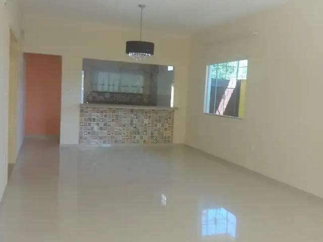 Casa / Sobrado em Condomínio para Locação em Macaé/RJ Barra de Macaé 3 Quartos