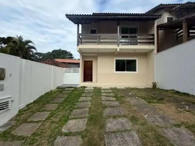 Casa / Sobrado em Condomínio para Locação em Macaé/RJ Granja dos Cavaleiros 3 Quartos