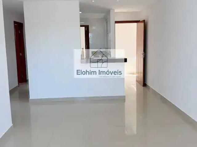 Casa / Sobrado em Condomínio para Locação em Macaé/RJ Lagoa 4 Quartos