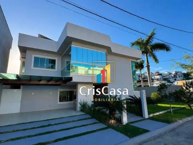 Casa / Sobrado em Condomínio para Locação em Macaé/RJ Vale dos Cristais 3 Quartos