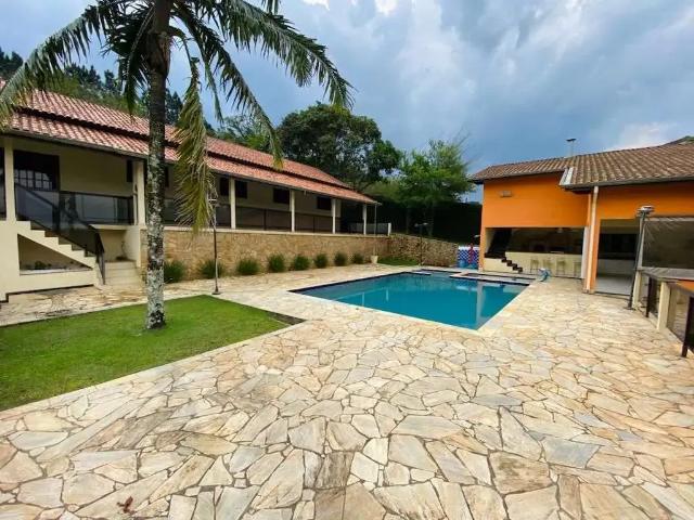 Casa / Sobrado em Condomínio para Locação em Mairiporã/SP Vila Machado 5 Quartos