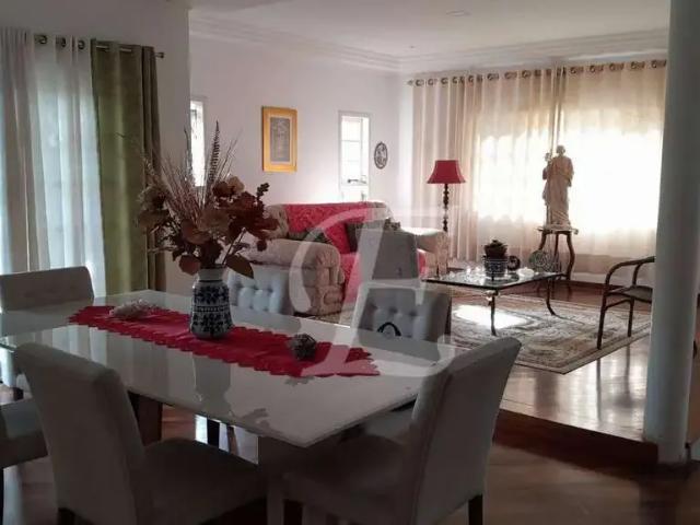 Casa / Sobrado em Condomínio para Locação em Mairiporã/SP Alpes da Cantareira 5 Quartos