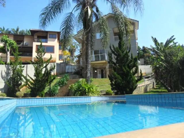 Casa / Sobrado em Condomínio para Locação em Mairiporã/SP Roseira 4 Quartos