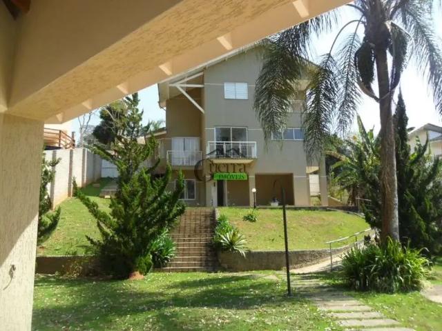Casa / Sobrado em Condomínio para Locação em Mairiporã/SP Roseira 4 Quartos