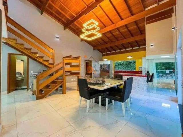 Casa / Sobrado em Condomínio para Locação em Mairiporã/SP Serra da Cantareira 4 Quartos