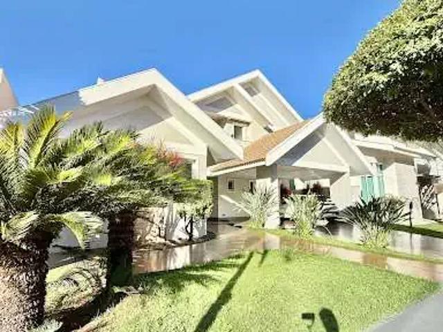 Casa / Sobrado em Condomínio para Locação em Maringá/PR Zona 08 5 Quartos