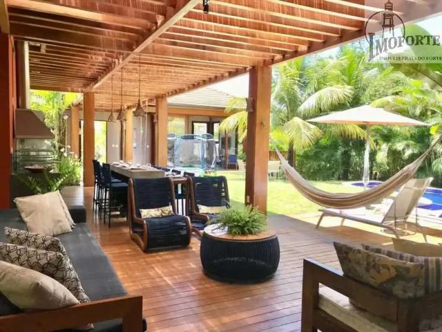 Casa / Sobrado em Condomínio para Locação em Mata de São João/BA Praia do Forte 5 Quartos