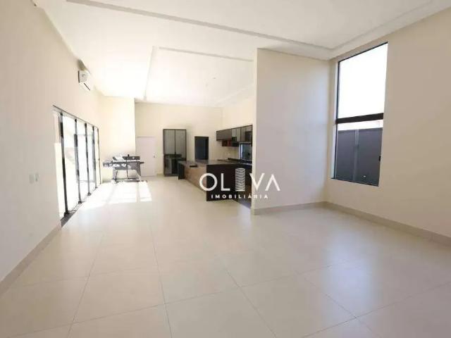 Casa / Sobrado em Condomínio para Locação em Mirassol/SP Golden Park Residence 4 Quartos