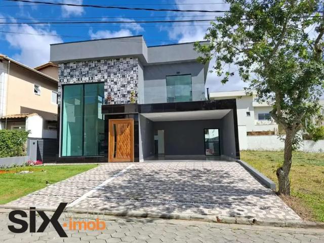 Casa / Sobrado em Condomínio para Locação em Mogi das Cruzes/SP Botujuru 3 Quartos