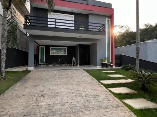 Casa / Sobrado em Condomínio para Locação em Mogi das Cruzes/SP Parque Residencial Itapeti 3 Quartos