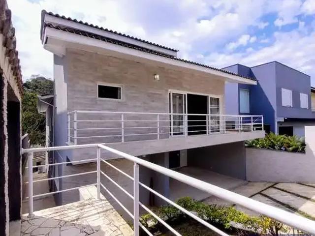 Casa / Sobrado em Condomínio para Locação em Mogi das Cruzes/SP Parque Residencial Itapeti 3 Quartos