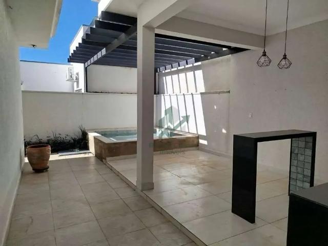 Casa / Sobrado em Condomínio para Locação em Mogi Guaçu/SP Residencial Village da Serra 3 Quartos