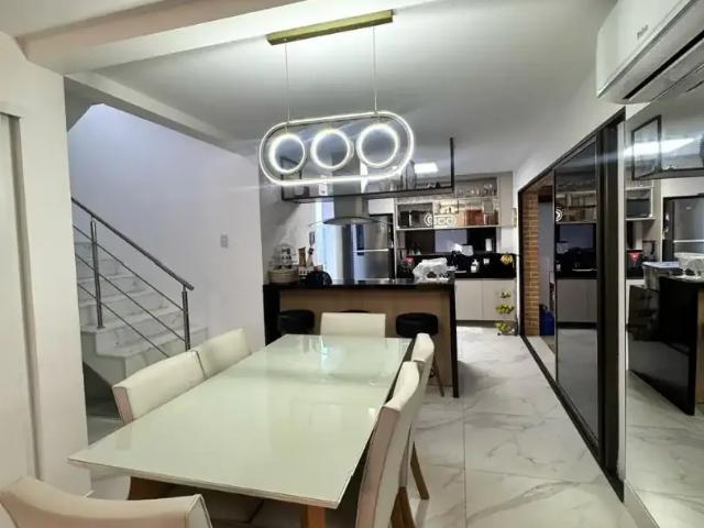 Casa / Sobrado em Condomínio para Locação em Natal/RN Ponta Negra 3 Quartos