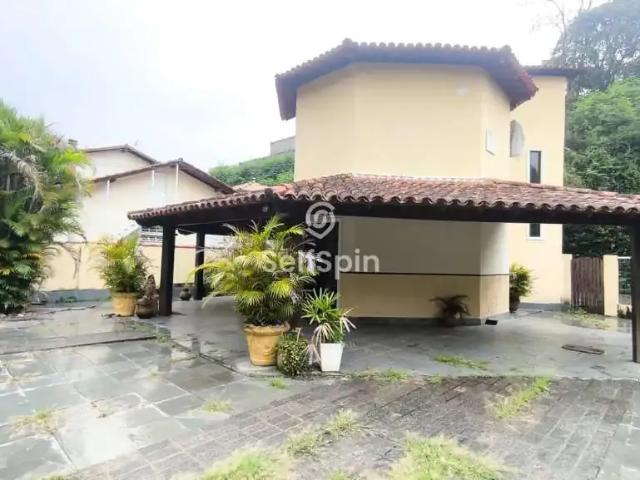 Casa / Sobrado em Condomínio para Locação em Niterói/RJ Badu 3 Quartos