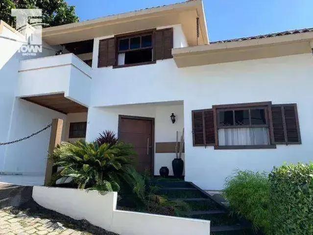 Casa / Sobrado em Condomínio para Locação em Niterói/RJ Baldeador 3 Quartos