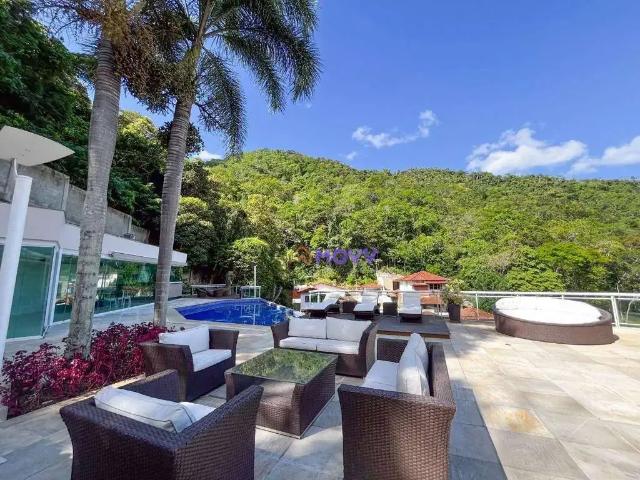 Casa / Sobrado em Condomínio para Locação em Niterói/RJ Engenho do Mato 4 Quartos