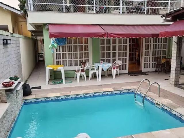 Casa / Sobrado em Condomínio para Locação em Niterói/RJ Ingá 4 Quartos
