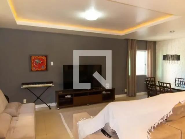 Casa / Sobrado em Condomínio para Locação em Niterói/RJ Maria Paula 4 Quartos