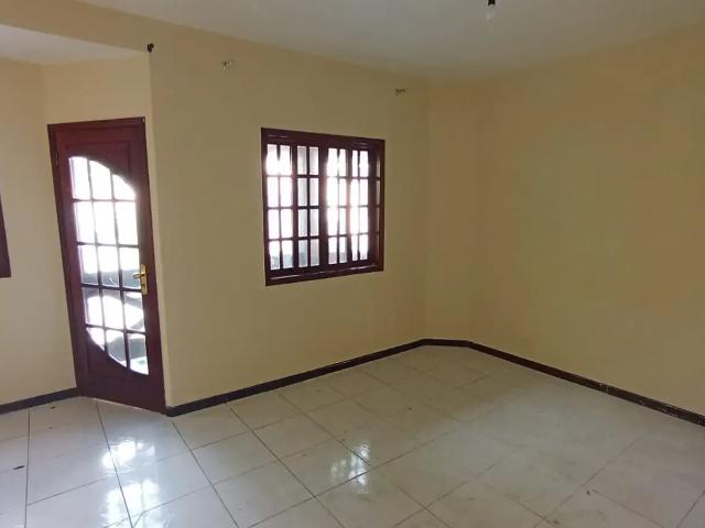 Casa / Sobrado em Condomínio para Locação em Niterói/RJ Várzea das Moças 3 Quartos