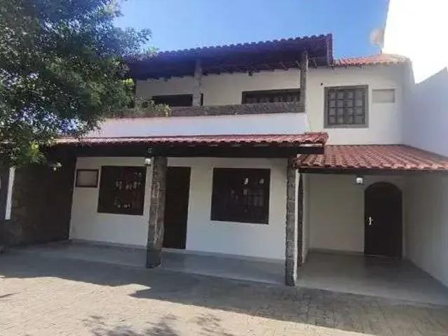Casa / Sobrado em Condomínio para Locação em Nova Iguaçu/RJ Jardim Alvorada 4 Quartos