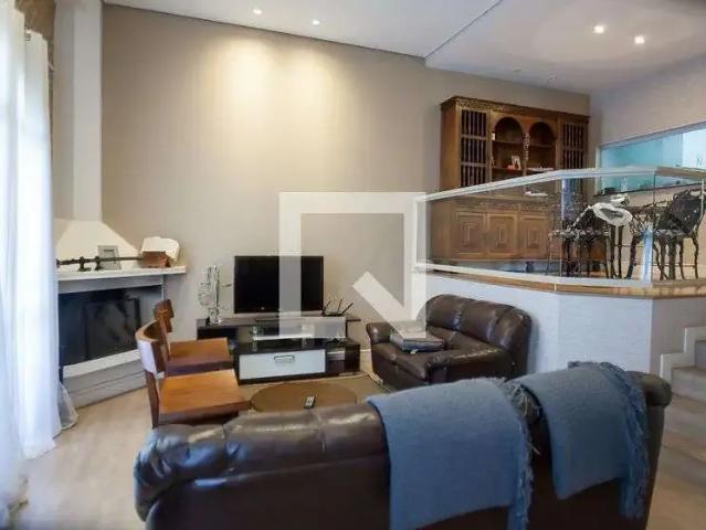 Casa / Sobrado em Condomínio para Locação em Nova Lima/MG Alphaville 3 Quartos