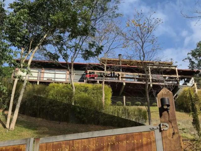 Casa / Sobrado em Condomínio para Locação em Petrópolis/RJ Araras 3 Quartos