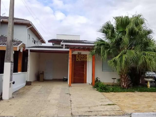 Casa / Sobrado em Condomínio para Locação em Pindamonhangaba/SP Condomínio Village do Sol 3 Quartos