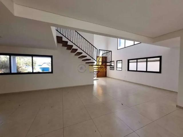 Casa / Sobrado em Condomínio para Locação em Pindamonhangaba/SP Loteamento Residencial Reserva dos Lagos 3 Quartos