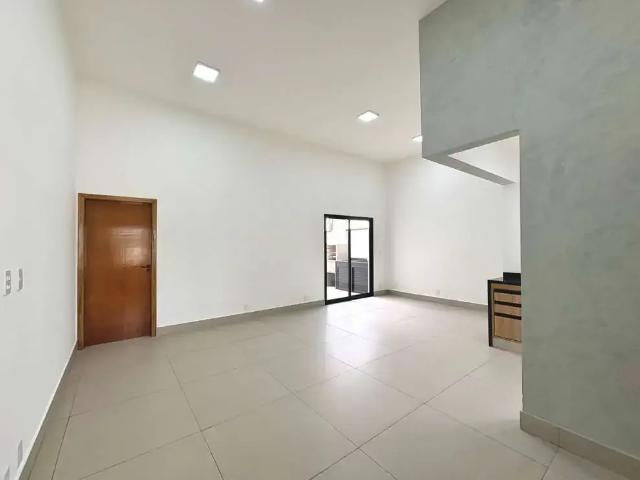 Casa / Sobrado em Condomínio para Locação em Pindamonhangaba/SP Residencial e Comercial Bosque da Imperatriz 3 Quartos