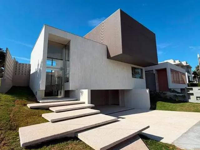 Casa / Sobrado em Condomínio para Locação em Piracicaba/SP Loteamento Santa Rosa