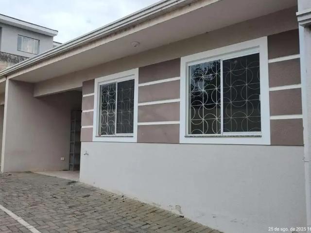 Casa / Sobrado em Condomínio para Locação em Ponta Grossa/PR Uvaranas