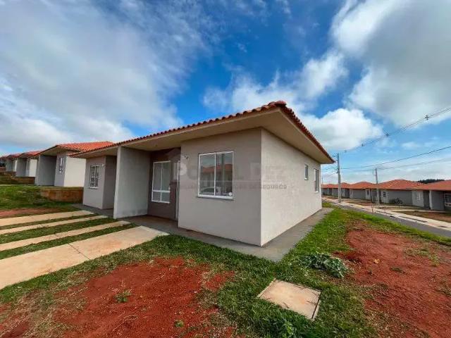 Casa / Sobrado em Condomínio para Locação em Ponta Grossa/PR Neves 2 Quartos