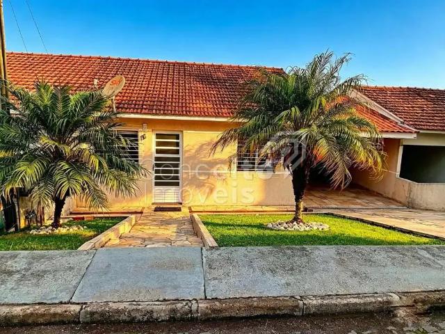 Casa / Sobrado em Condomínio para Locação em Ponta Grossa/PR Nova Rússia 2 Quartos