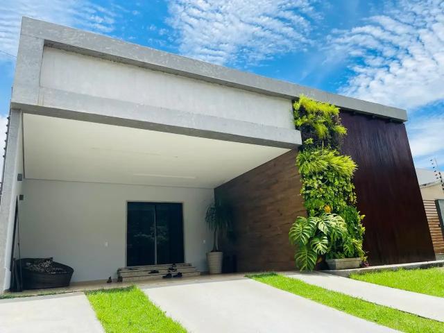 Casa / Sobrado em Condomínio para Locação em Porto Velho/RO Triângulo 4 Quartos