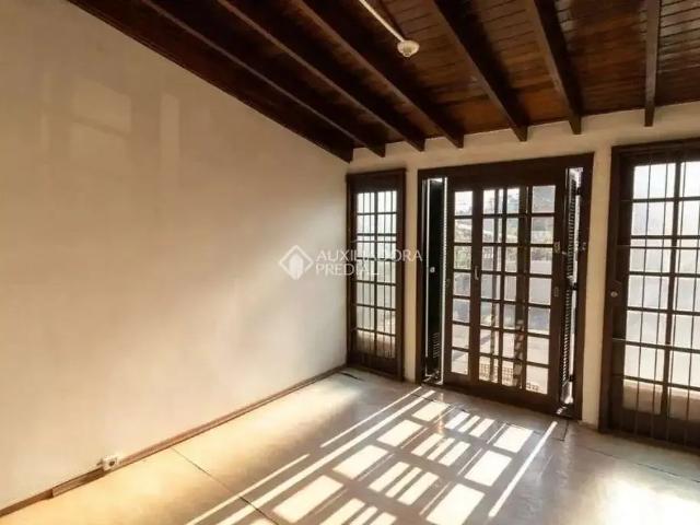 Casa / Sobrado em Condomínio para Locação em Porto Alegre/RS Teresópolis 3 Quartos