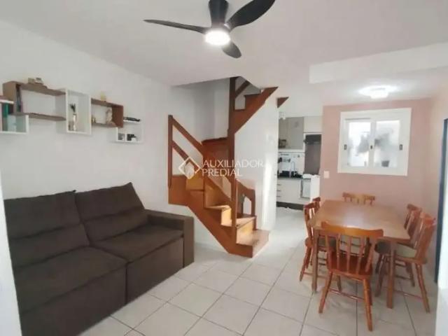 Casa / Sobrado em Condomínio para Locação em Porto Alegre/RS Tristeza 3 Quartos