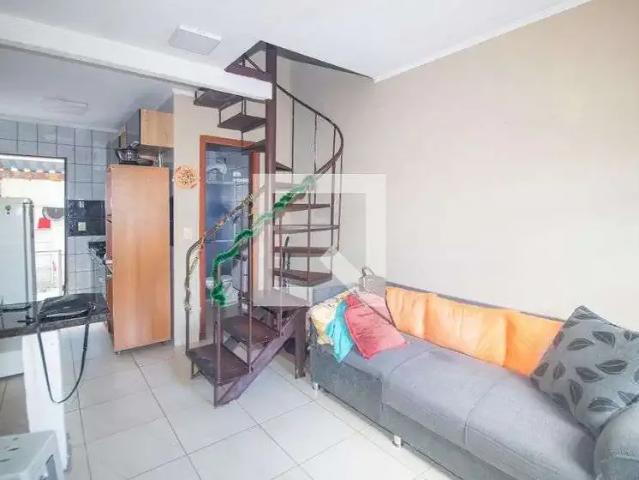 Casa / Sobrado em Condomínio para Locação em Porto Alegre/RS Vila Nova 3 Quartos
