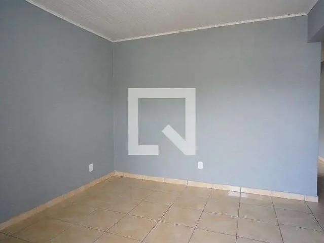 Casa / Sobrado em Condomínio para Locação em Porto Alegre/RS Vila Jardim 3 Quartos