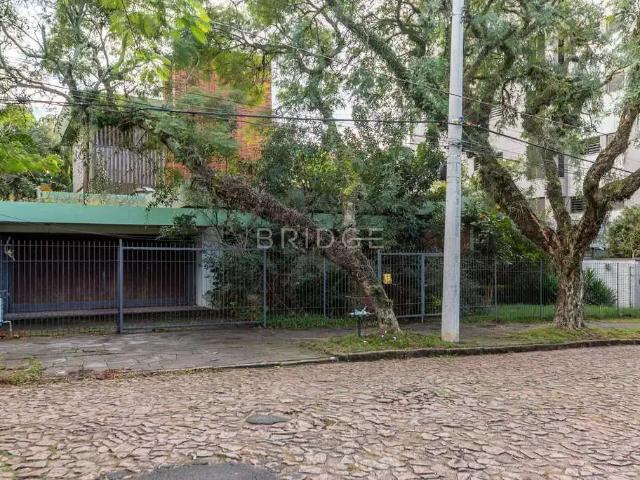 Casa / Sobrado em Condomínio para Locação em Porto Alegre/RS Boa Vista 3 Quartos