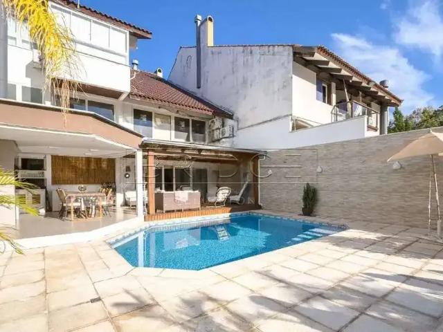Casa / Sobrado em Condomínio para Locação em Porto Alegre/RS Boa Vista 4 Quartos