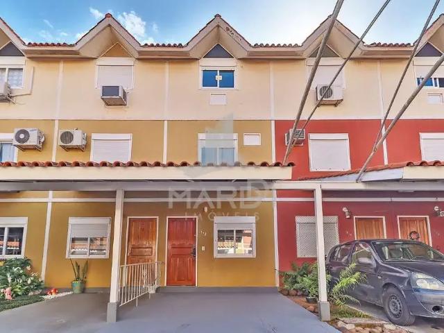 Casa / Sobrado em Condomínio para Locação em Porto Alegre/RS Camaquã 3 Quartos