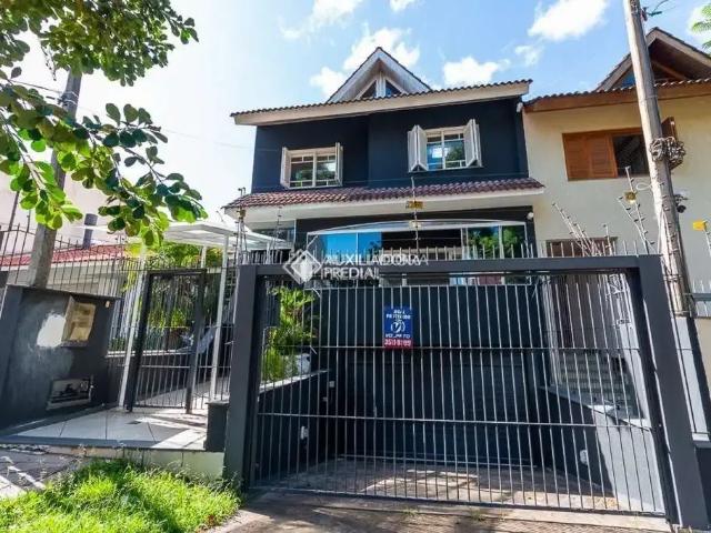 Casa / Sobrado em Condomínio para Locação em Porto Alegre/RS Chácara das Pedras 3 Quartos