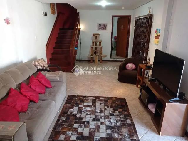 Casa / Sobrado em Condomínio para Locação em Porto Alegre/RS Cristal 6 Quartos