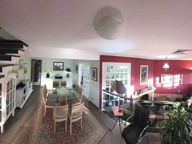 Casa / Sobrado em Condomínio para Locação em Porto Alegre/RS Espírito Santo 4 Quartos