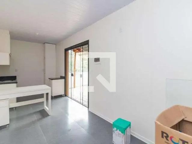Casa / Sobrado em Condomínio para Locação em Porto Alegre/RS Glória 1 Quartos