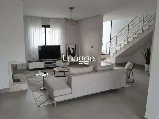 Casa / Sobrado em Condomínio para Locação em Porto Alegre/RS Hípica 3 Quartos