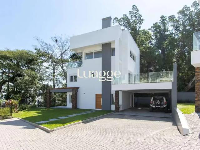 Casa / Sobrado em Condomínio para Locação em Porto Alegre/RS Ipanema 3 Quartos