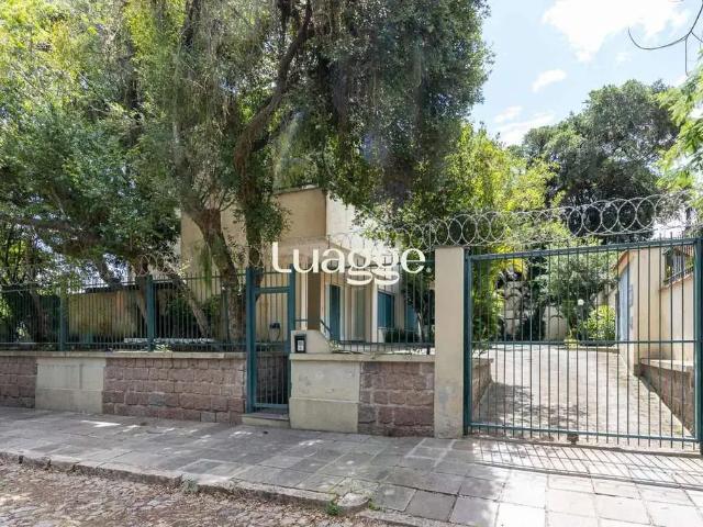 Casa / Sobrado em Condomínio para Locação em Porto Alegre/RS Ipanema 3 Quartos