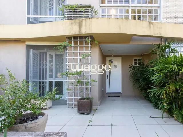 Casa / Sobrado em Condomínio para Locação em Porto Alegre/RS Ipanema 4 Quartos
