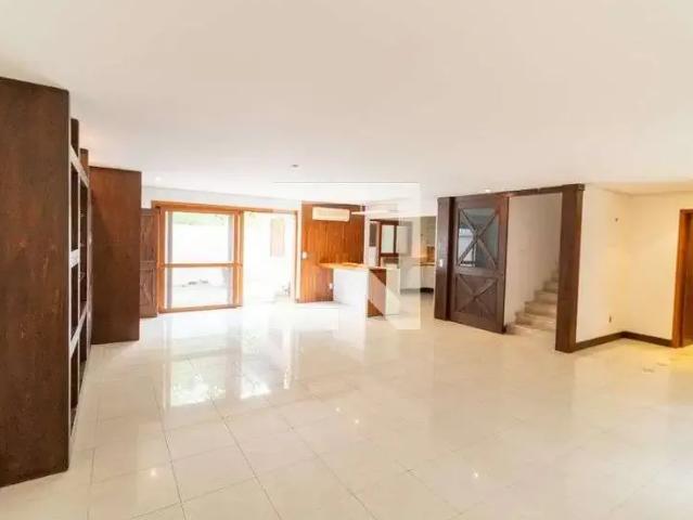 Casa / Sobrado em Condomínio para Locação em Porto Alegre/RS Ipanema 4 Quartos